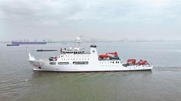 “东方红3”从锡出发奔赴远海_中国江苏网